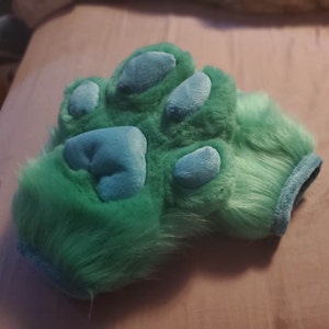 Custom 4 Finger Squeaky Puffy Hand Paws - Etsy