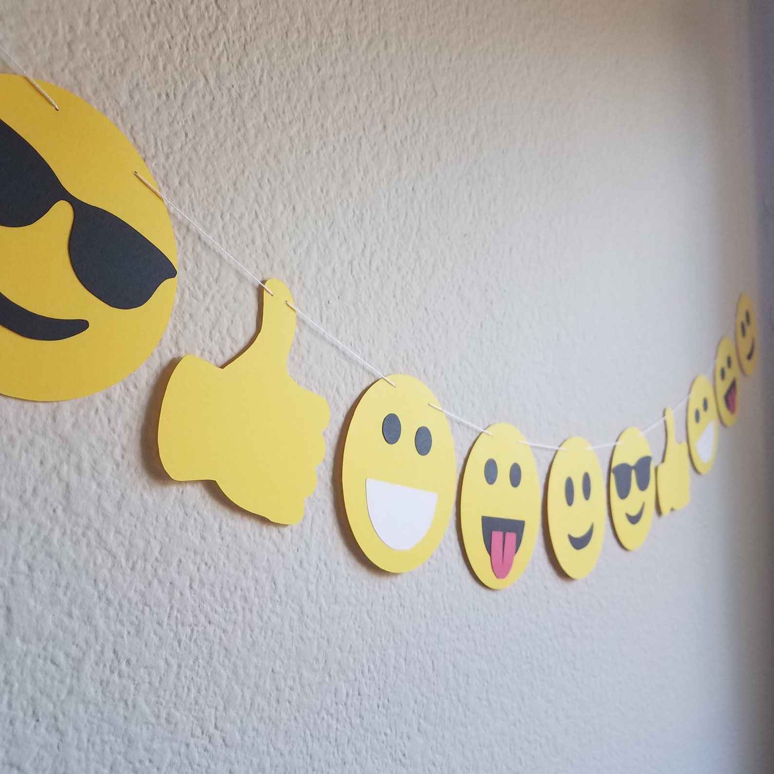 Emoji Garland, Emoji Party Garland, Emoji Party Decorations, Emoji ...