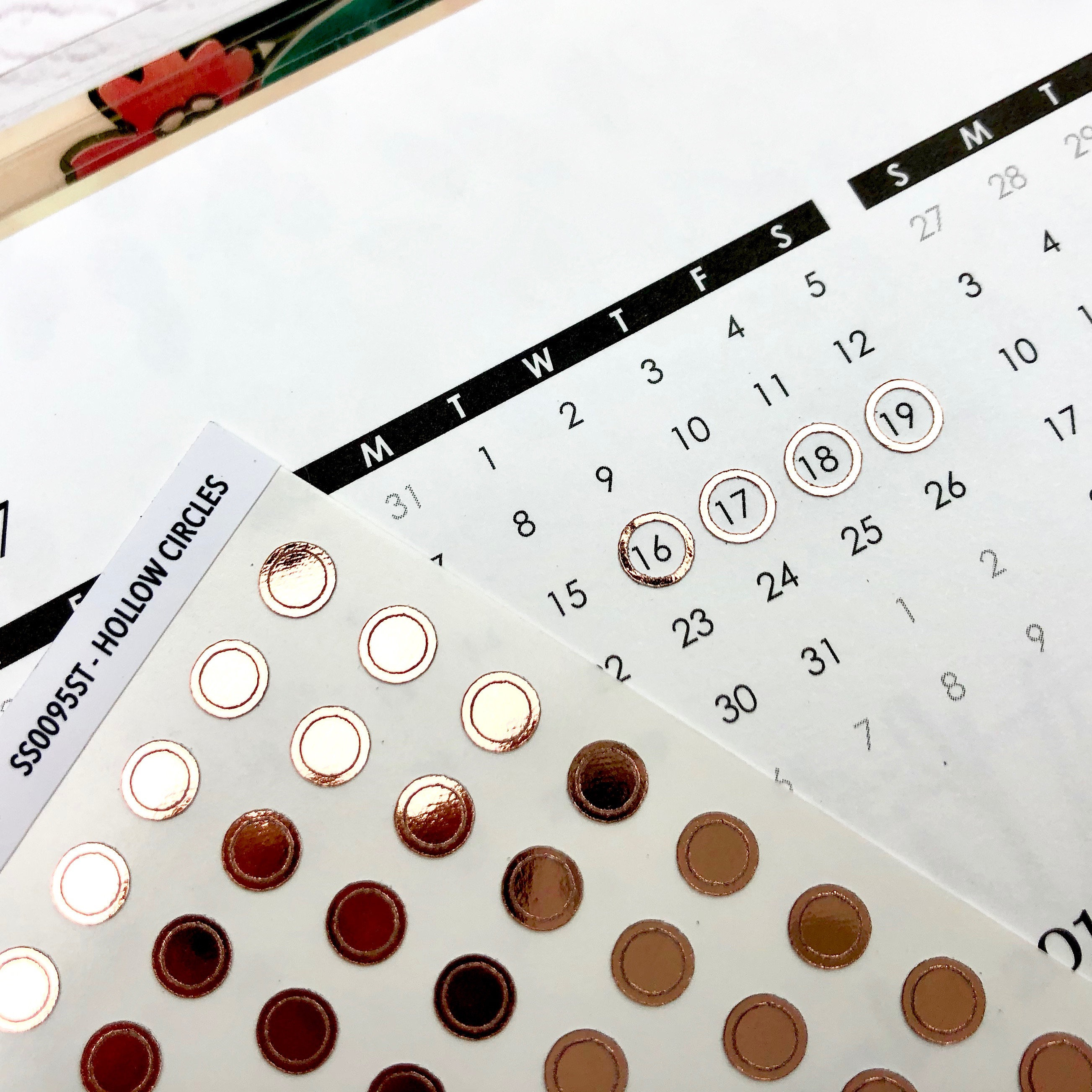 Foil Circle Outline Stickers - Etsy UK