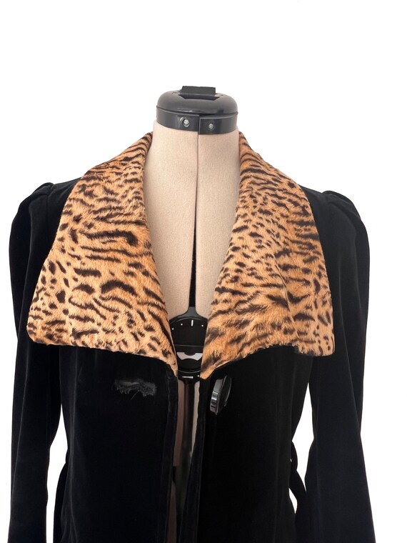 1970s rare Vintage Glam Rock Disco Leopard Velvet Jac… - Gem