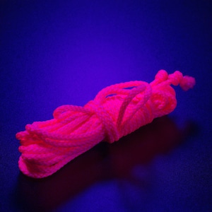 UV Blacklight Reactive Hot Pink Bondage Rope for Shibari and BDSM Play ...