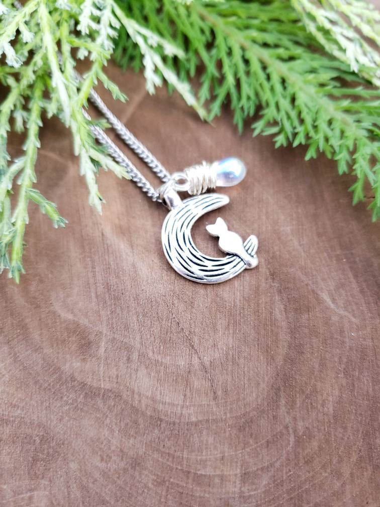 Cat Moon Necklace Cat Lover Gift Witchy Cat Necklace Witchy | Etsy
