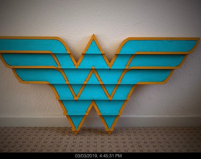Wonder Woman Challenge Coin Display - Etsy
