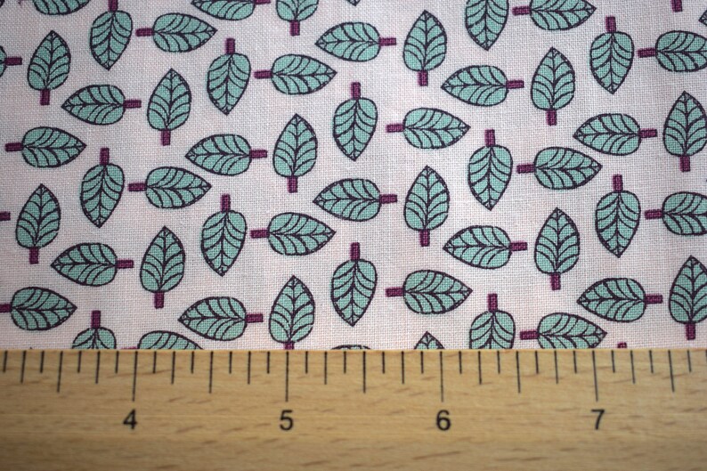 Leaf Pattern Fabric Botanical Fabric Quilting Fabric - Etsy