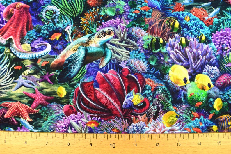 Tropical Fish Fabric: Sea Life Cotton Quilting Treasures - Price by ...