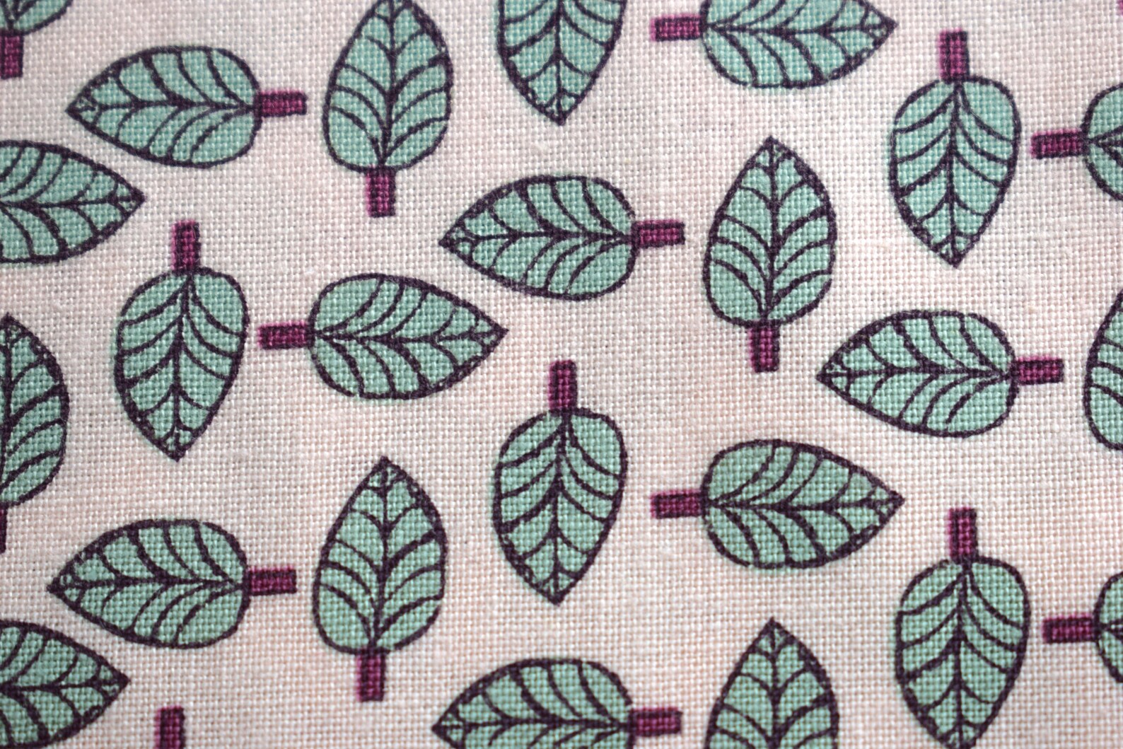 Leaf Pattern Fabric Botanical Fabric Quilting Fabric - Etsy
