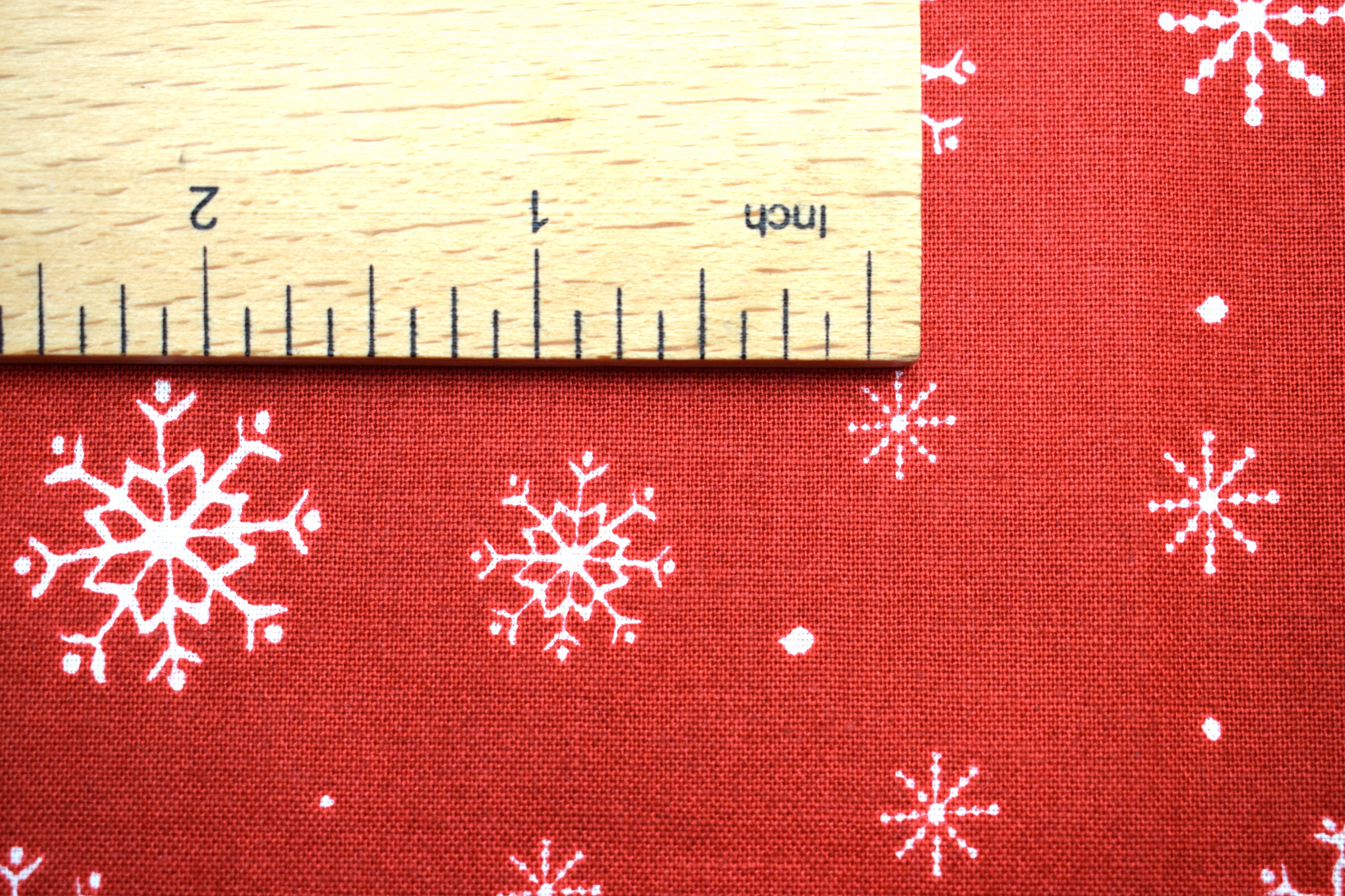 Red Snowflake Fabric Christmas Fabric Quilting Fabric Just - Etsy
