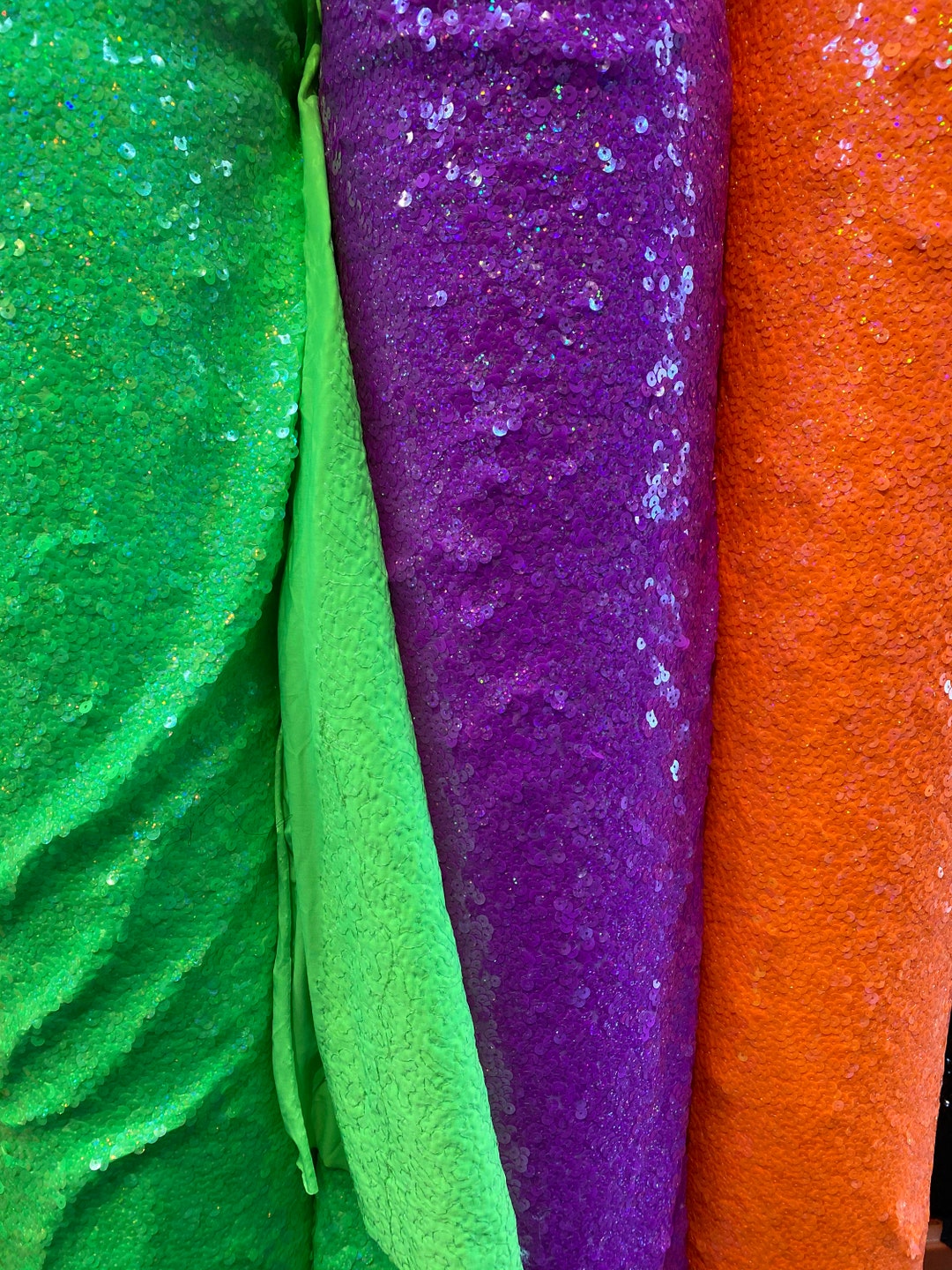 New Overlapping Sequins Neon Colors on Spandex Base 2-way Stretch 58/60 ...