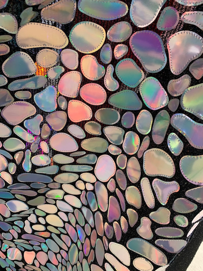 New Metallic Mesh Safari Design With Shining Vinyl 2-way Stretch 58/60 ...