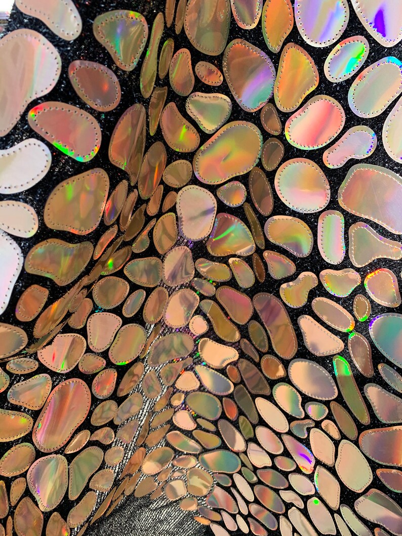 New Metallic Mesh Safari Design With Shining Vinyl 2-way Stretch 58/60 ...