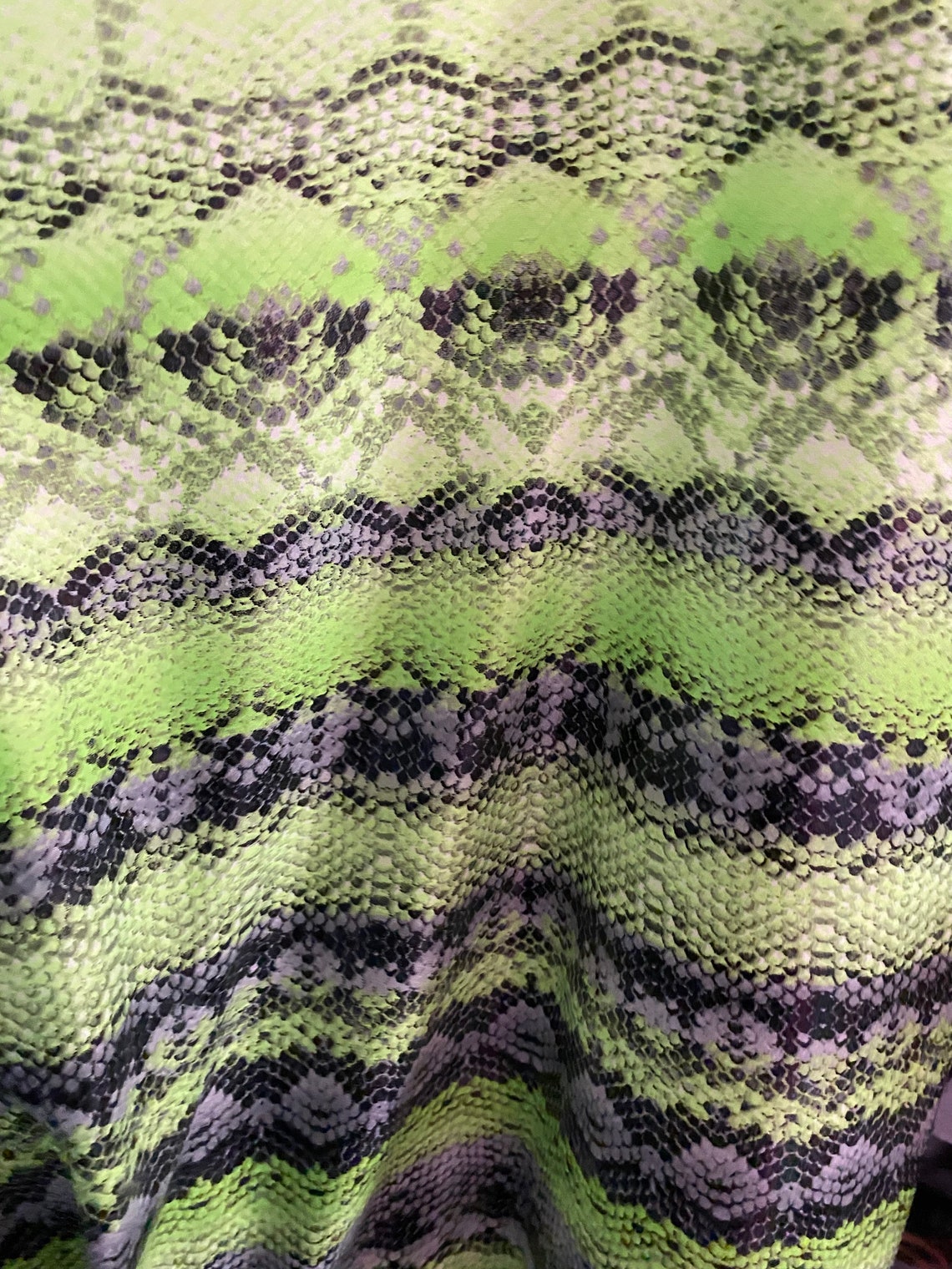 New Neon Green Snake Print on Poly 4 Way Stretch Spandex Fabric 58/60 ...