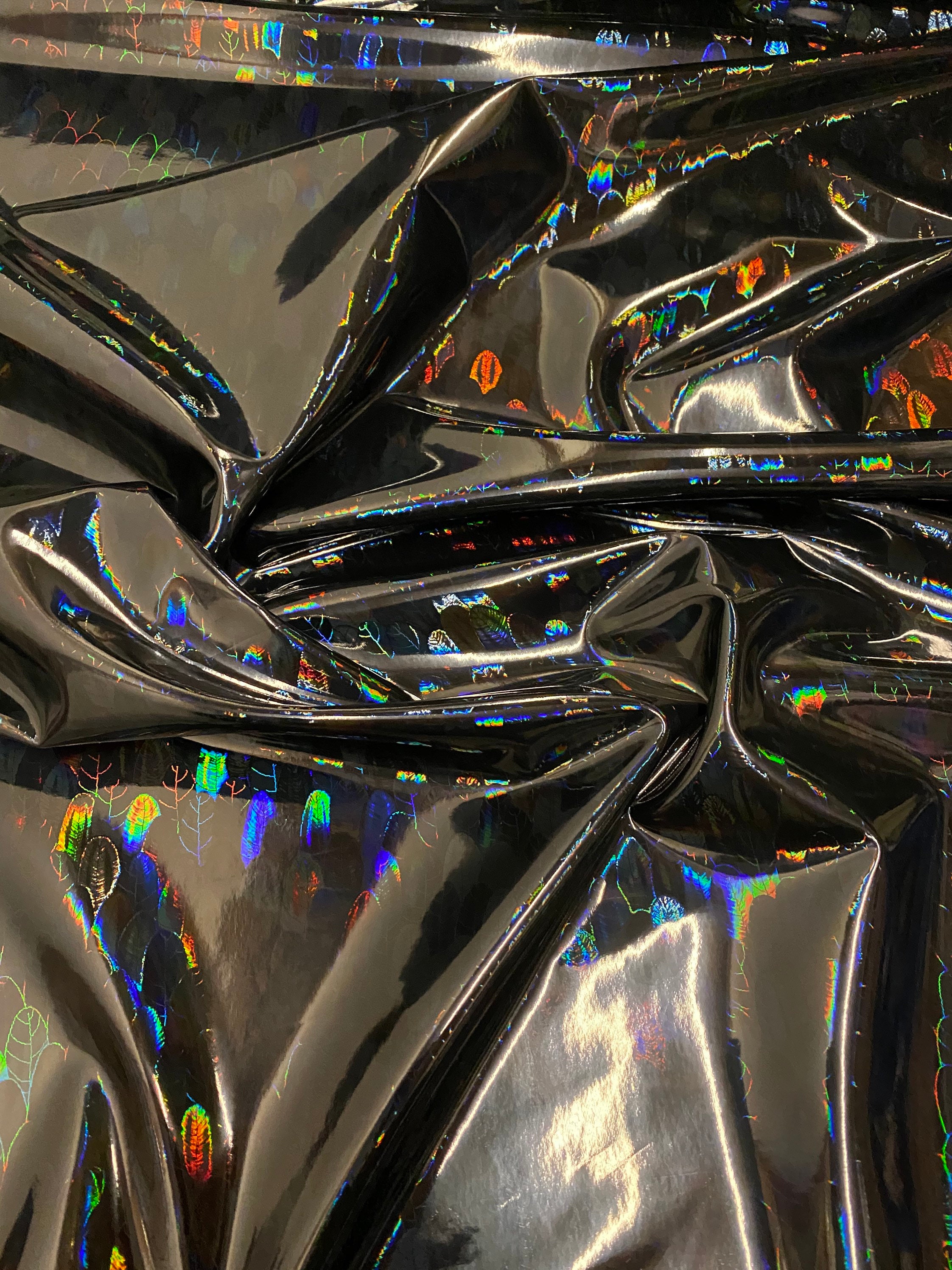 NEW 3D Shiny Latex Spandex Feathers Design 4-way Stretch 58/60” Sold by ...