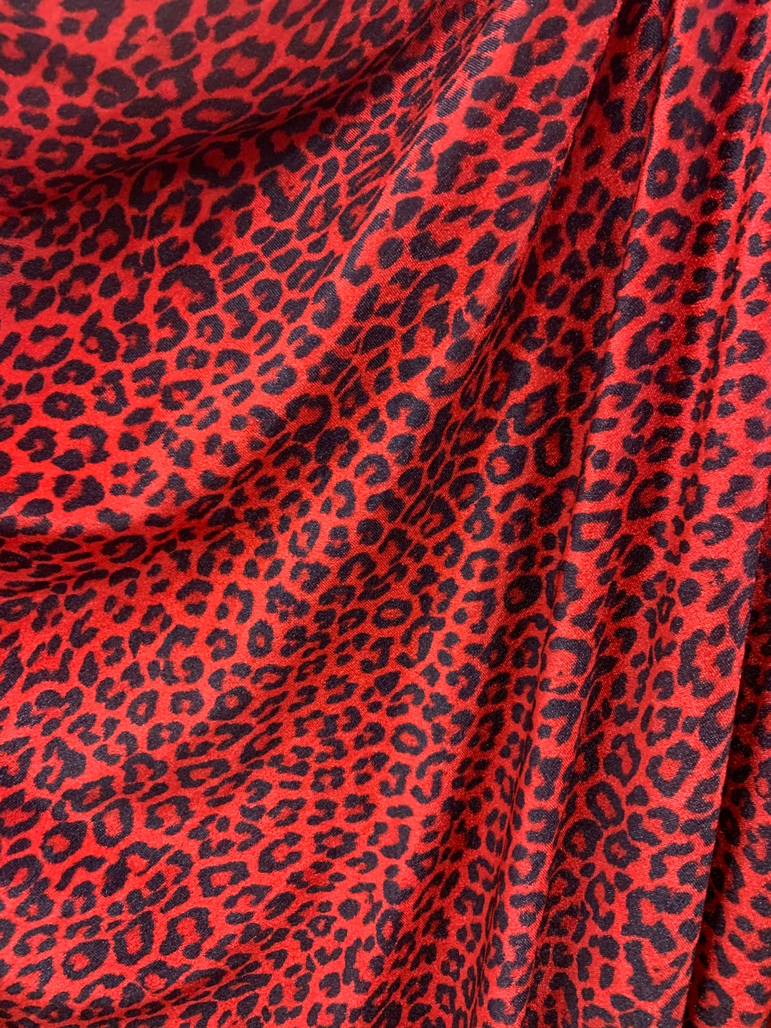 Leopard Print on Heavy Stretch Velvet 420 Grams 4 Way Stretch 58/60 ...