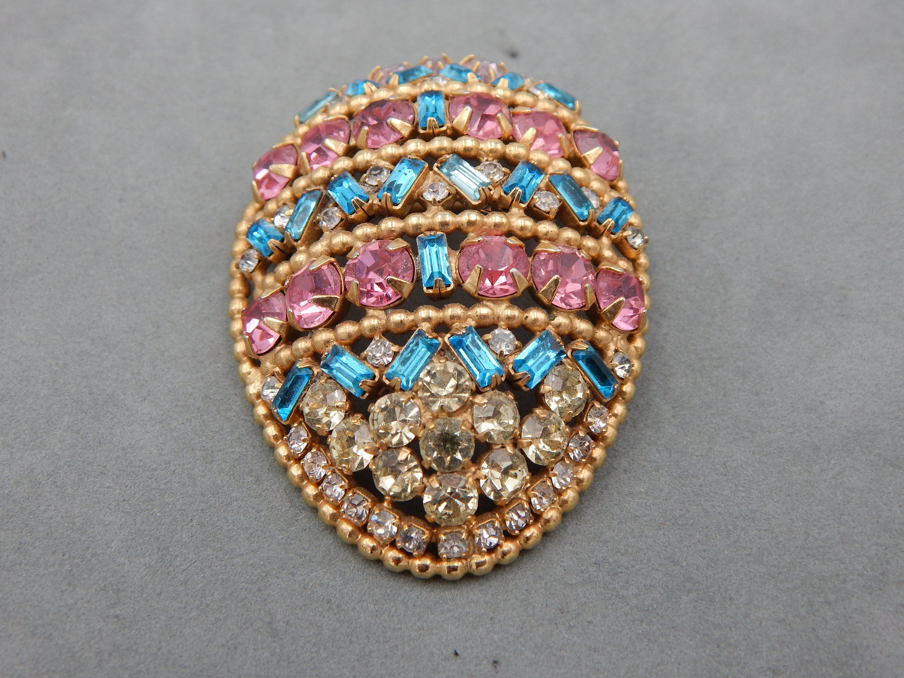 NAPIER Rhinestone Encrusted Easter Egg Pin Brooch 1960 Large Pin - Etsy