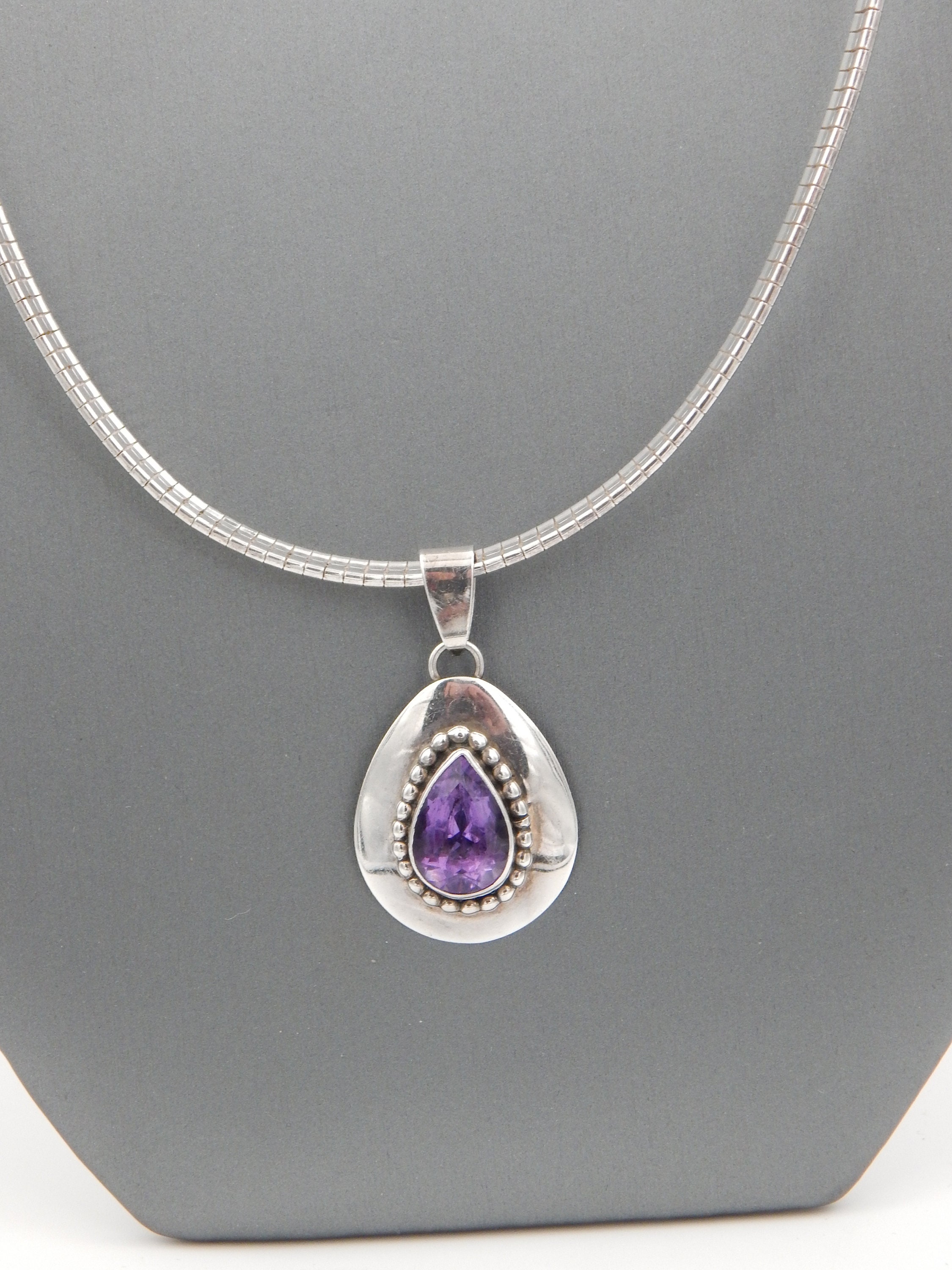 BEA TOM Amethyst Sterling Silver Pendant Necklace Stunning | Etsy