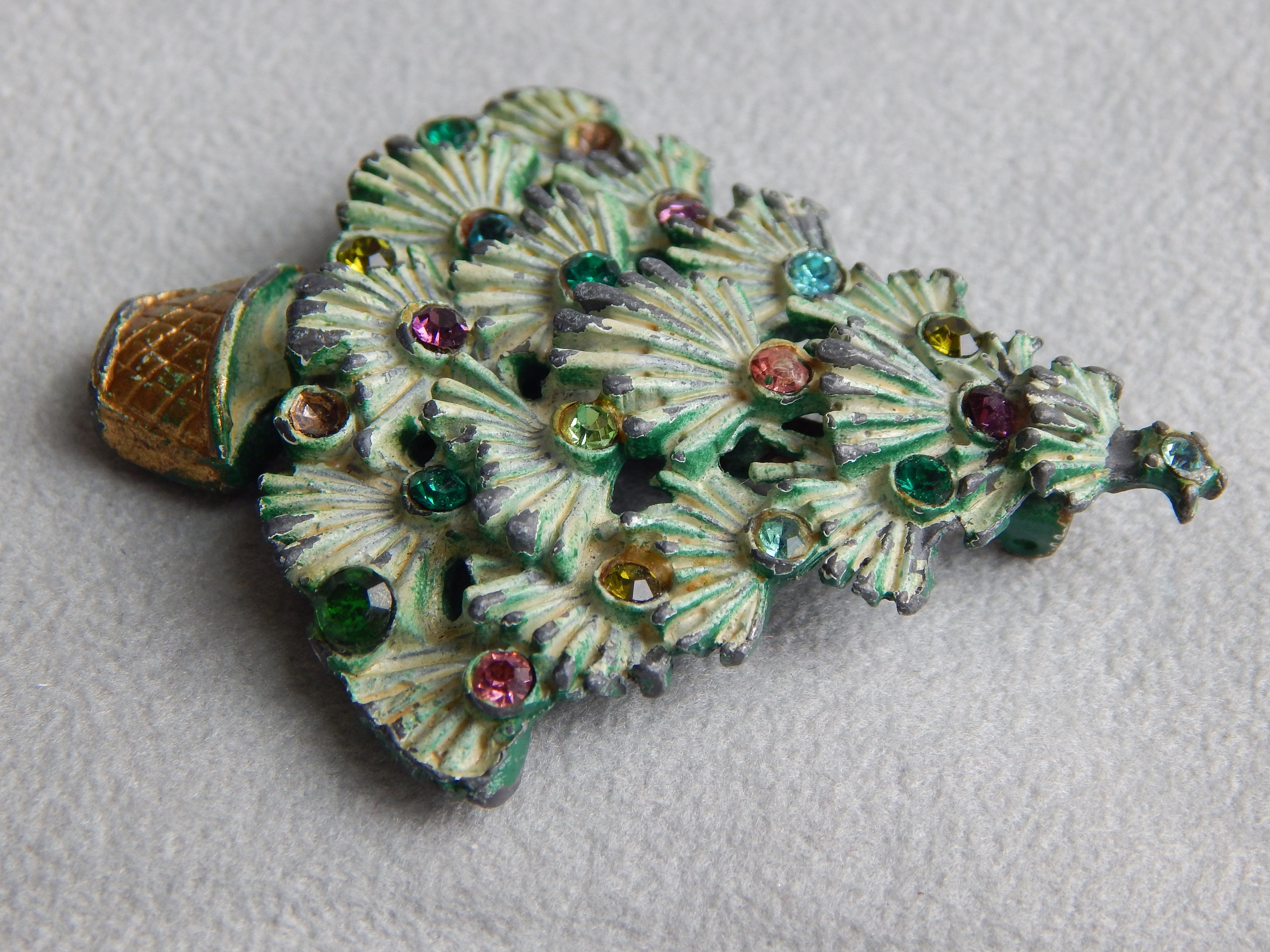 CHRISTMAS TREE Pins Two Eras Wear Repair Craft - Etsy