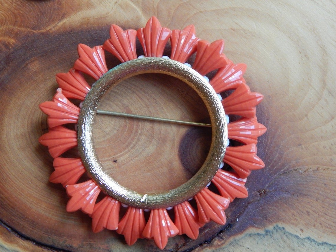 NAPIER Orange Flower Pin 1960 Mod - Etsy