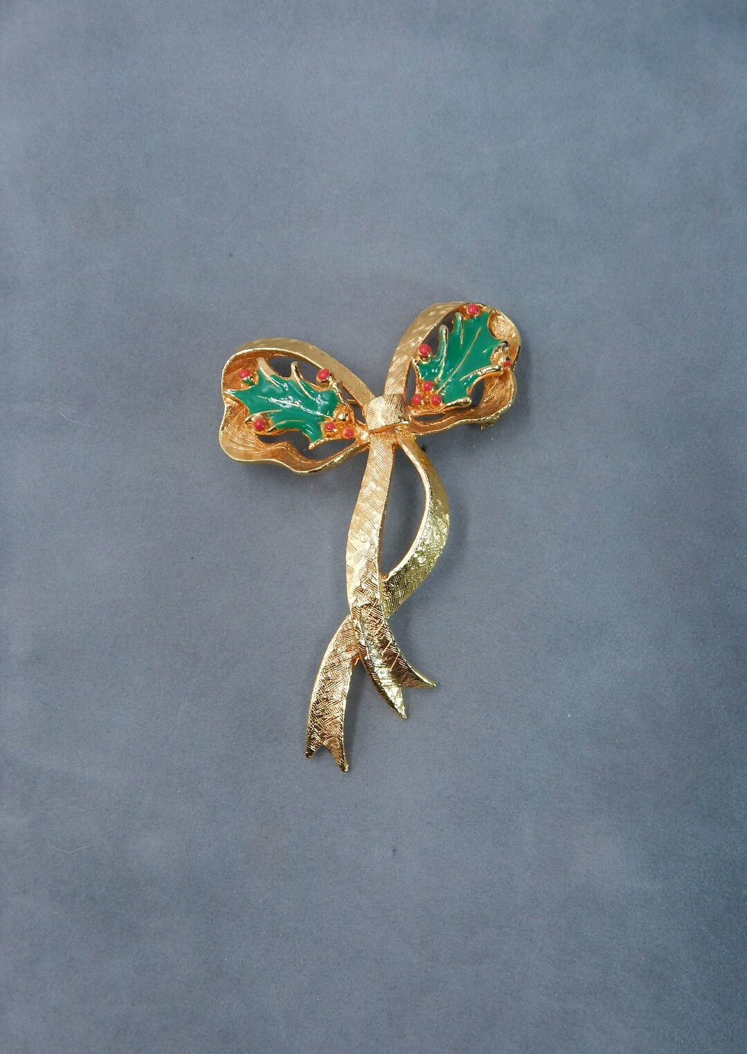 MIMI Di N Christmas Bow Holly Pin - Holiday Cheer - Etsy