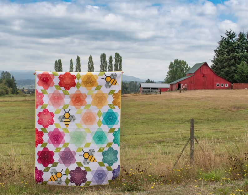 Bumblebee Blossoms Krista Moser Patterns Ombre Fabric - Etsy