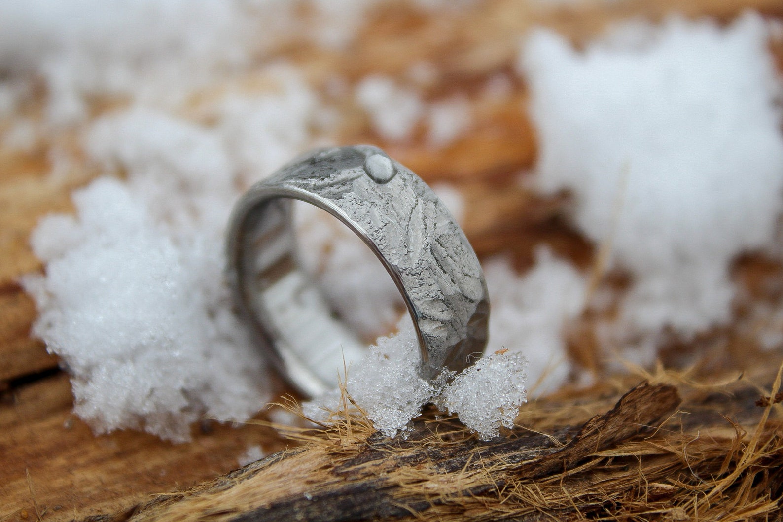 Hammered Titanium Ring, Mens Wedding Band, Distressed Rustic Finish - Etsy