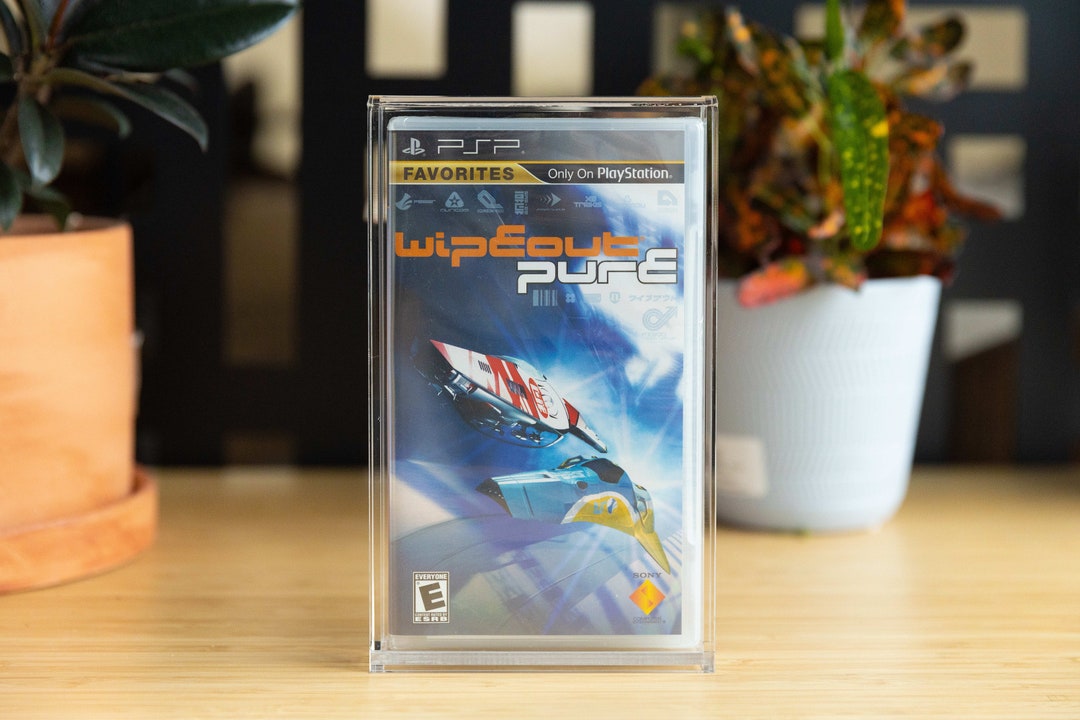 Sony UMD Game Case Cartvault Acrylic Playstation Portable Game System ...