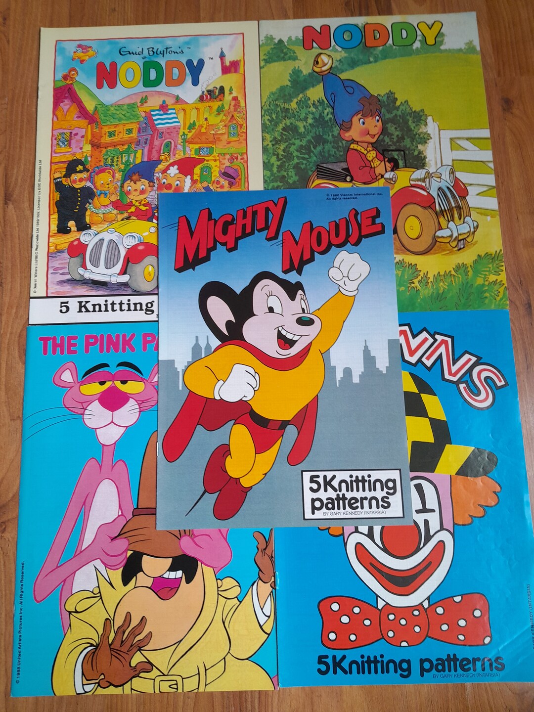 Retro Vintage Intarsia Cartoon Characters Knitting Patterns. Noddy in ...