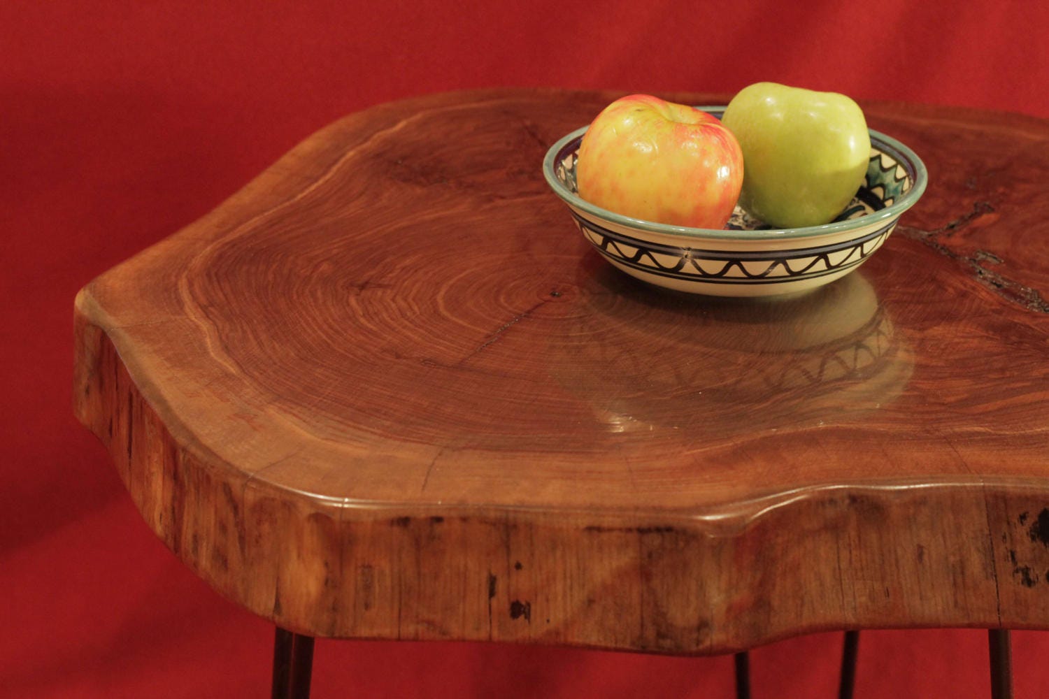 SOLD** Live Edge Round Walnut Coffee Table . **SOLD** - Etsy