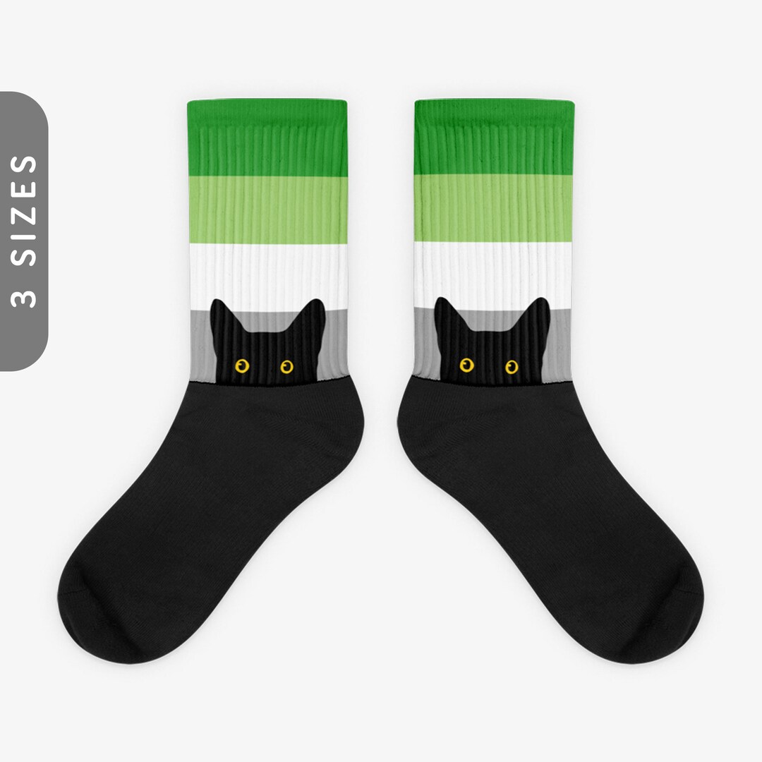 Peeking Cat in Aromantic Flag Colors | Black Foot Sublimated Socks ...
