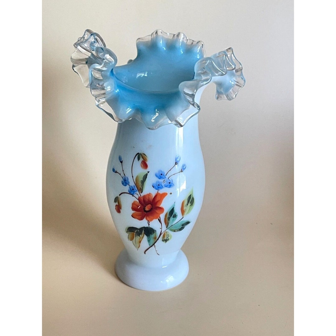Vintage Blue to Clear Opalescent Ruffle Floral Mid Century Vase 7 1/2 ...