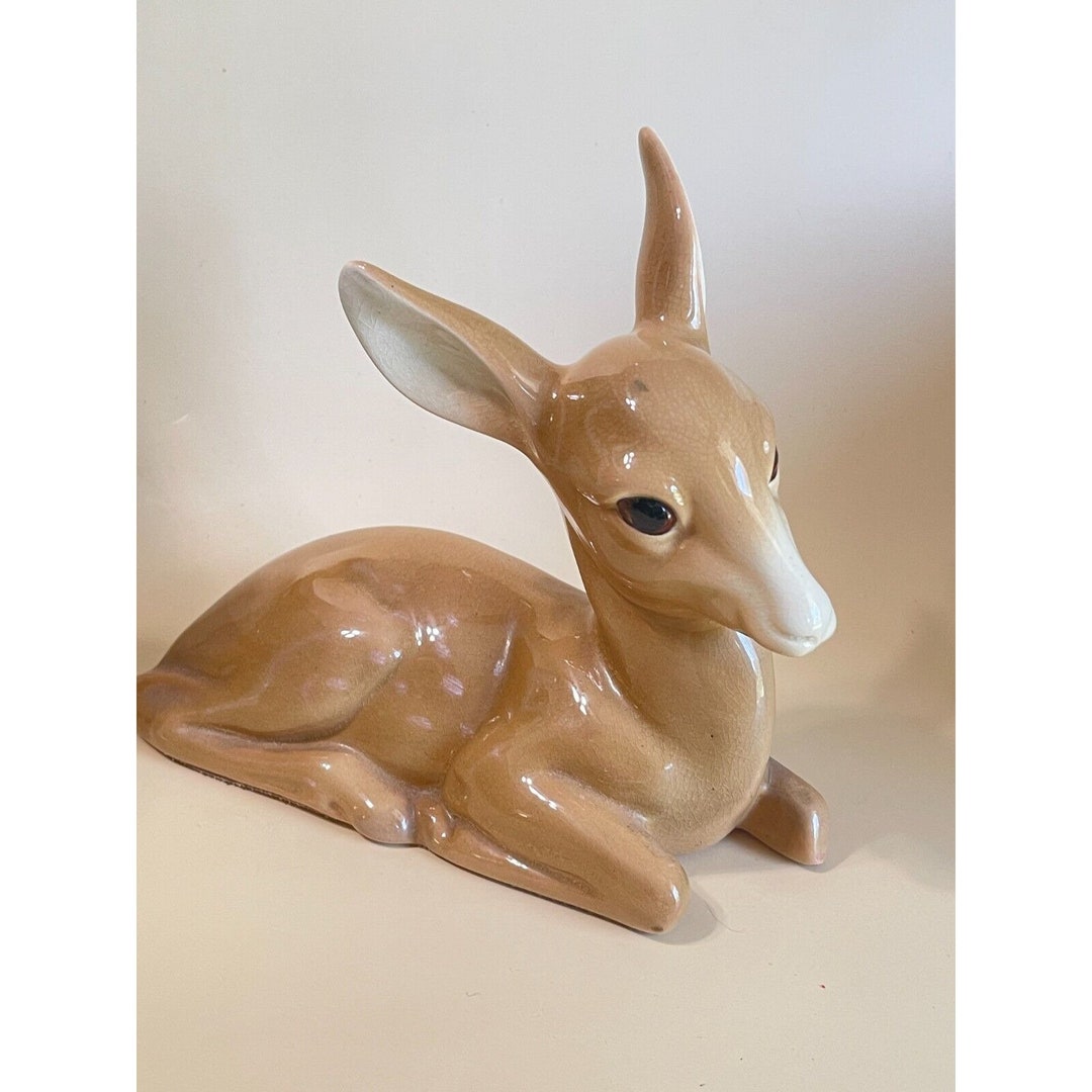 Vintage Porcelain Large Sitting Deer Doe Fawn Figurine England ...