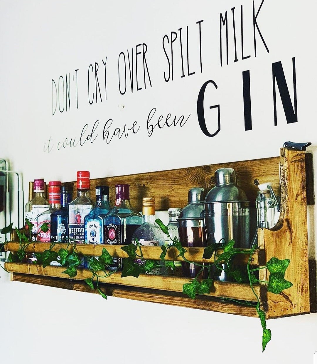 Reclaimed Wooden Spirit, Rum, Vodka, Gin, Wine and Beer Bottle Holder ...