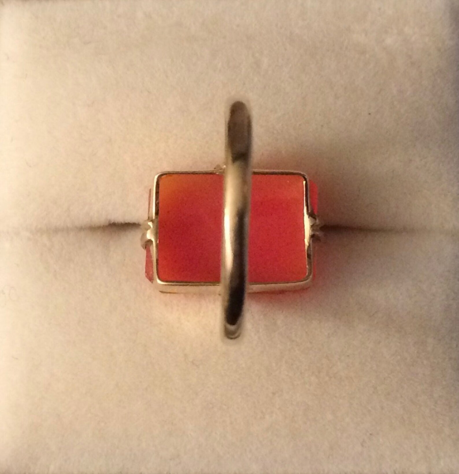 9CT Gold Cameo Ring. Square Cameo Ring. Edwardian Style Cameo Ring ...