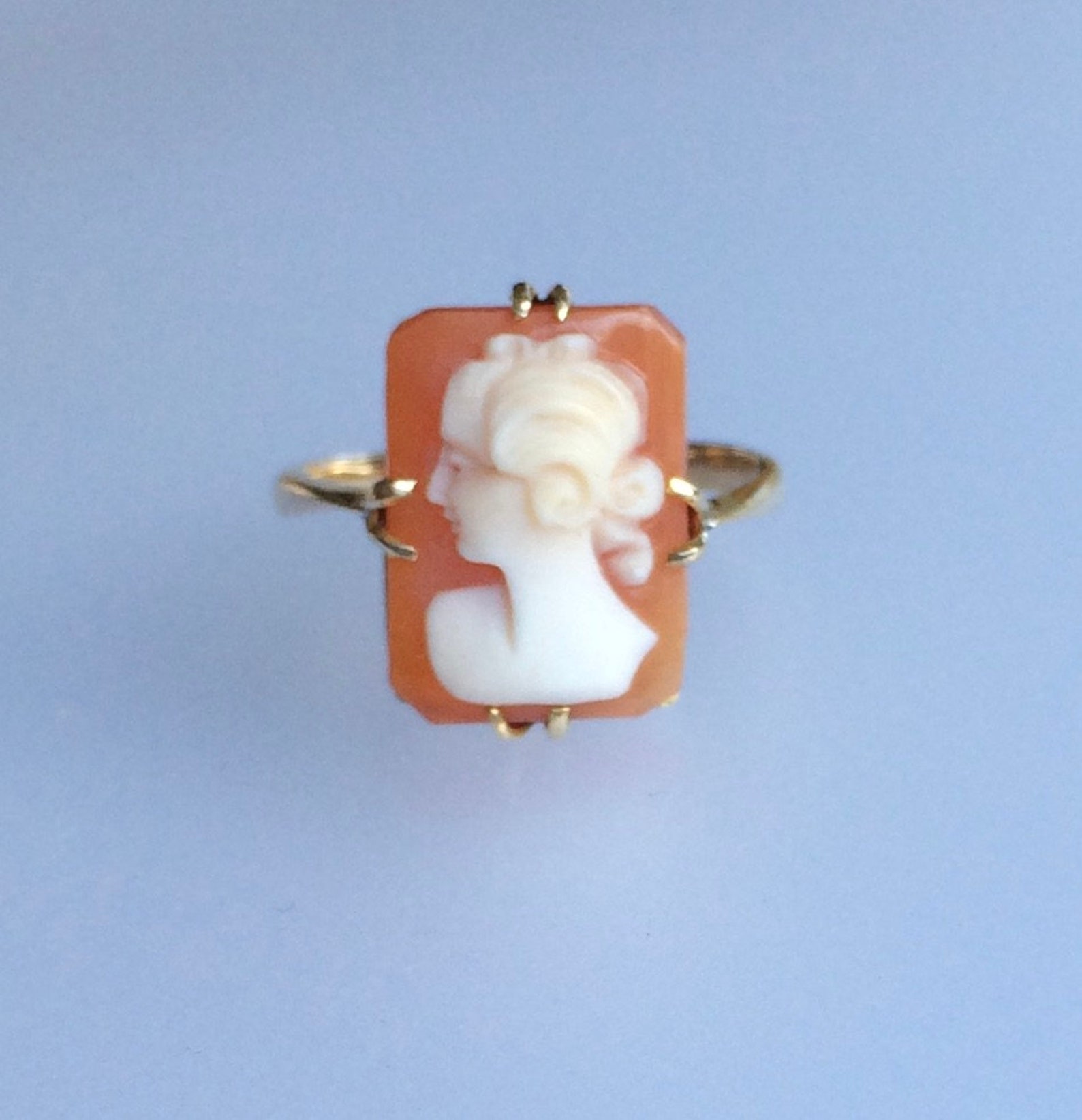 9CT Gold Cameo Ring. Square Cameo Ring. Edwardian Style Cameo Ring ...