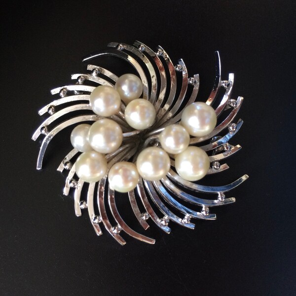 Modernist Pin - Etsy