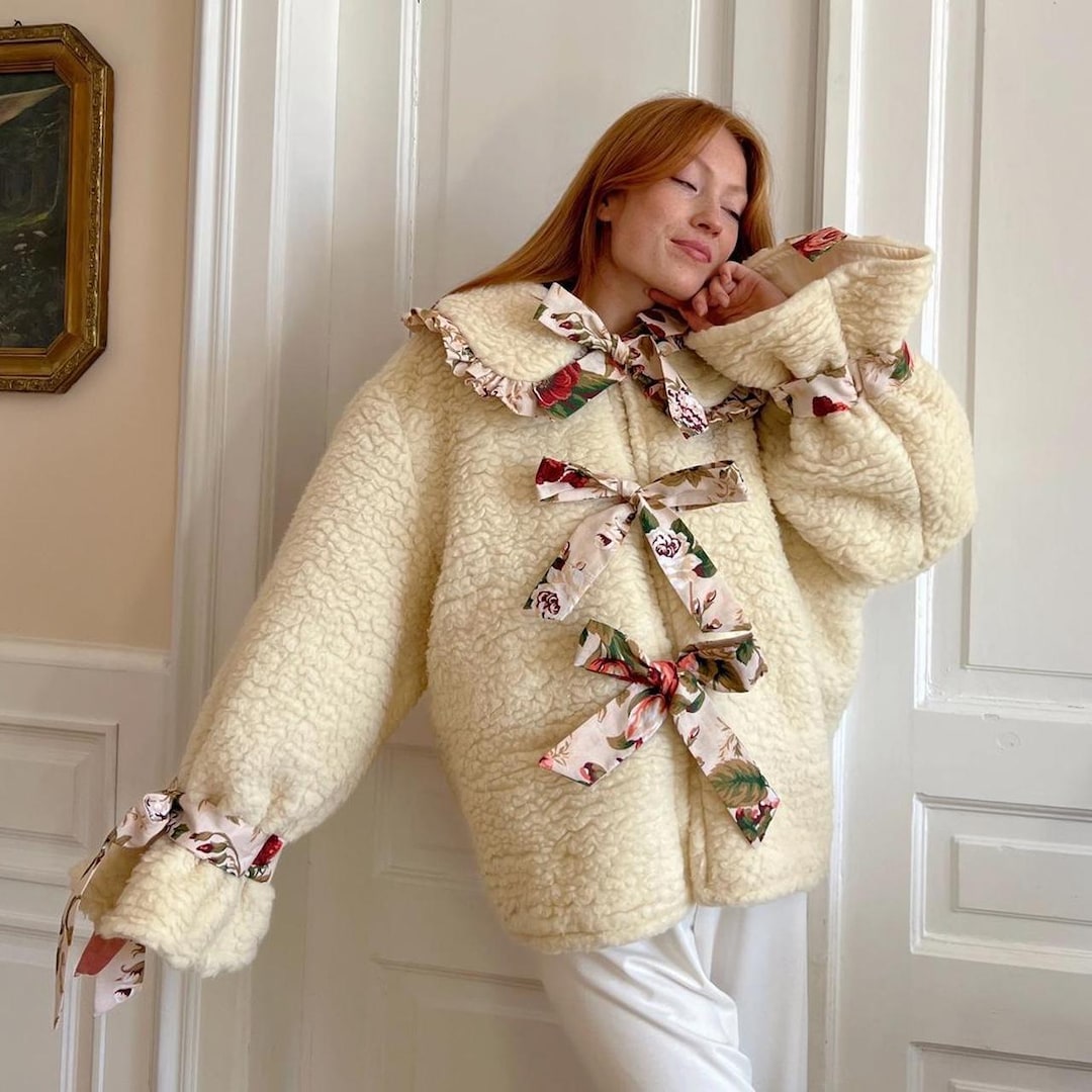 Reworked Wollen Coat With Floral Details II - Etsy