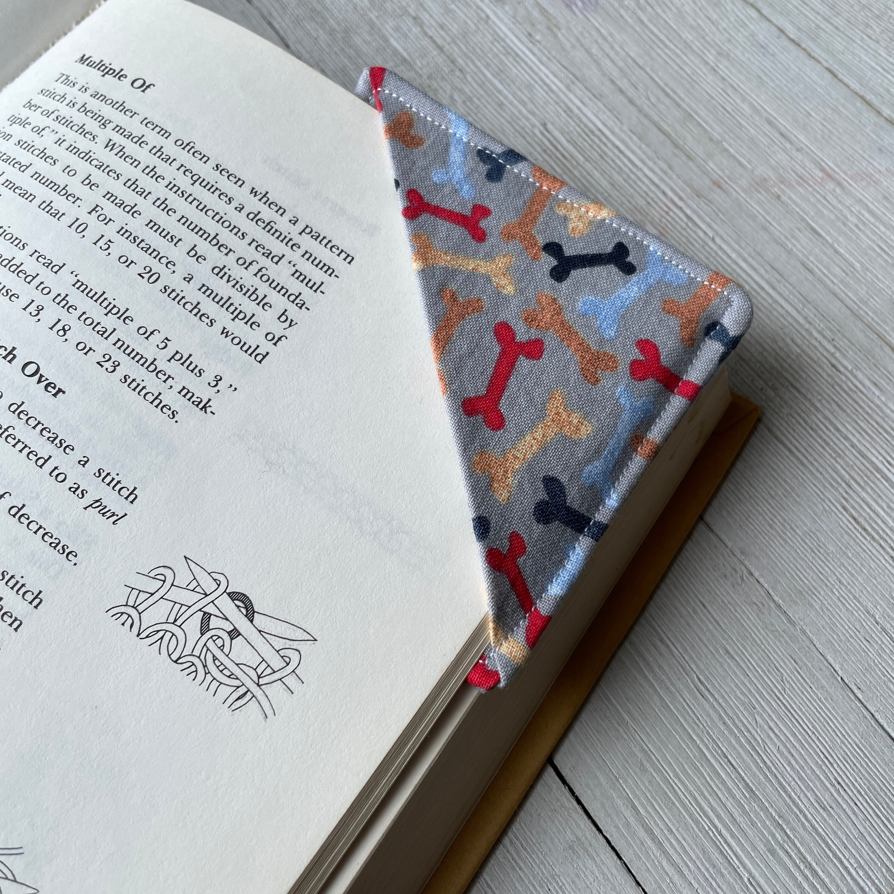 Fabric Corner Bookmark - Grey Dog Bones - Etsy