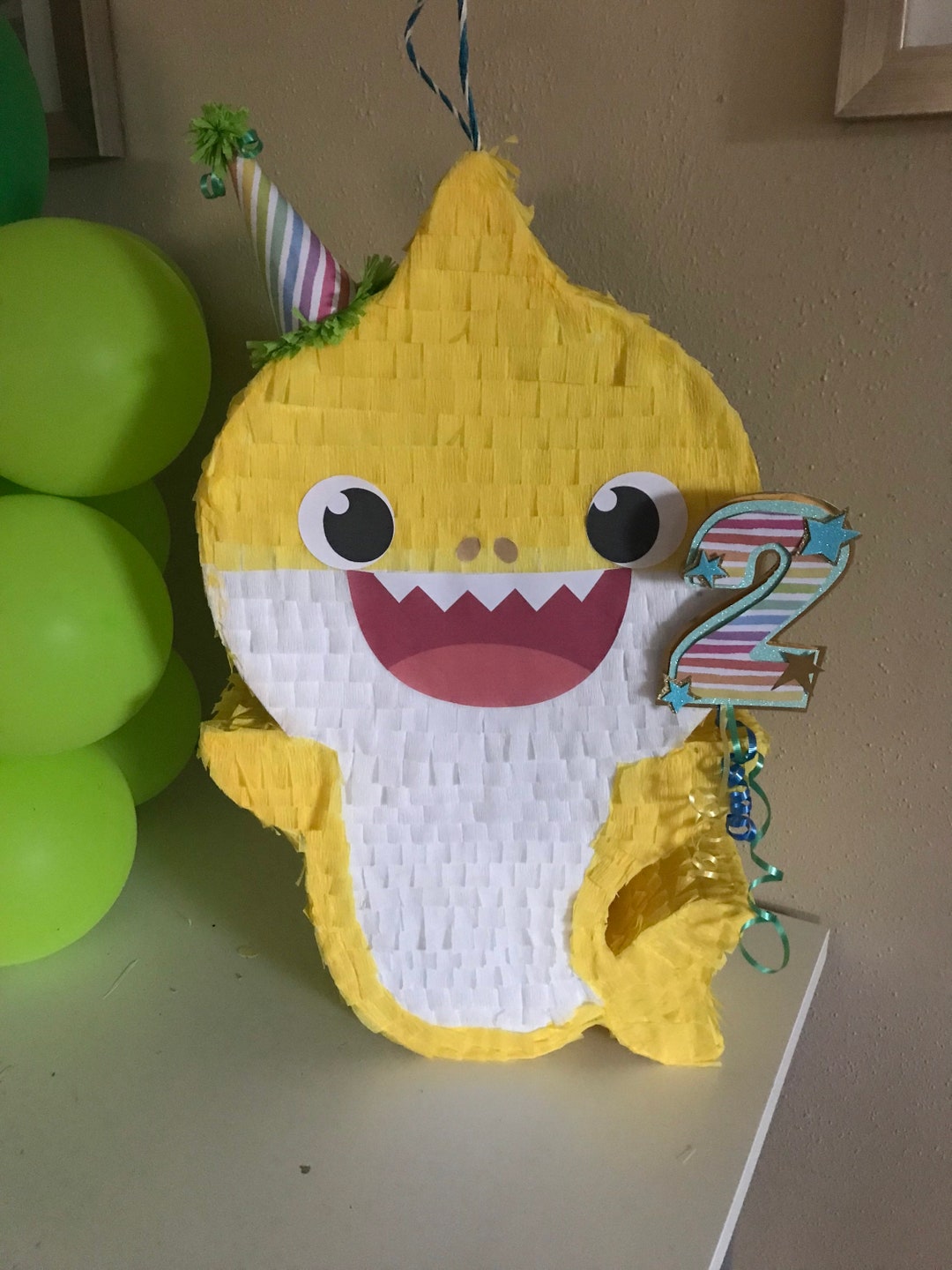 Piñata De Tiburón Bebé Piñata De Tiburón Fiesta Temática De - Etsy