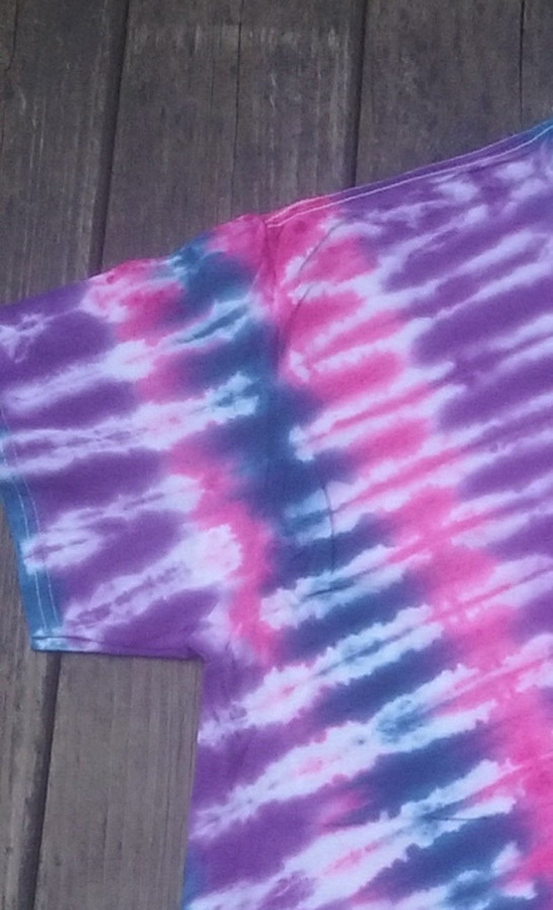 V Tie Dye - Adult XL - Etsy