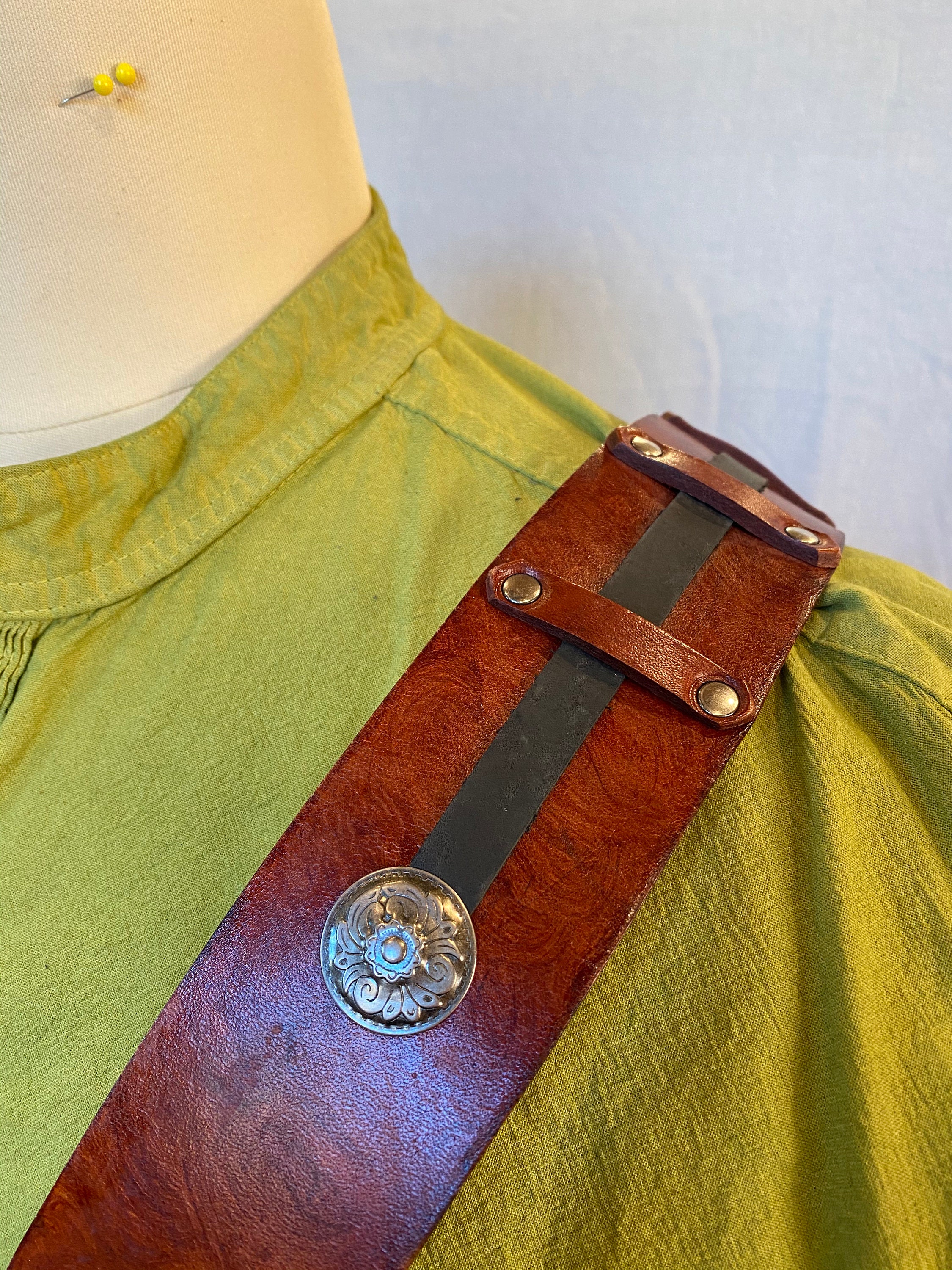 Renaissance Brown Leather Bandolier: Medieval Sword Scabbard Strap - Etsy