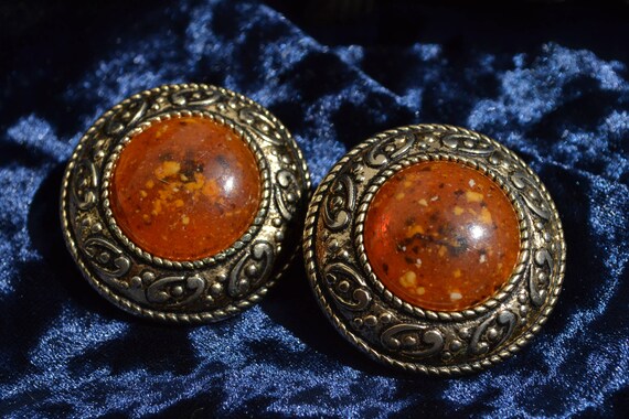 1980s Ancient Rome Inspired Gold Tone & Resin Stateme… - Gem