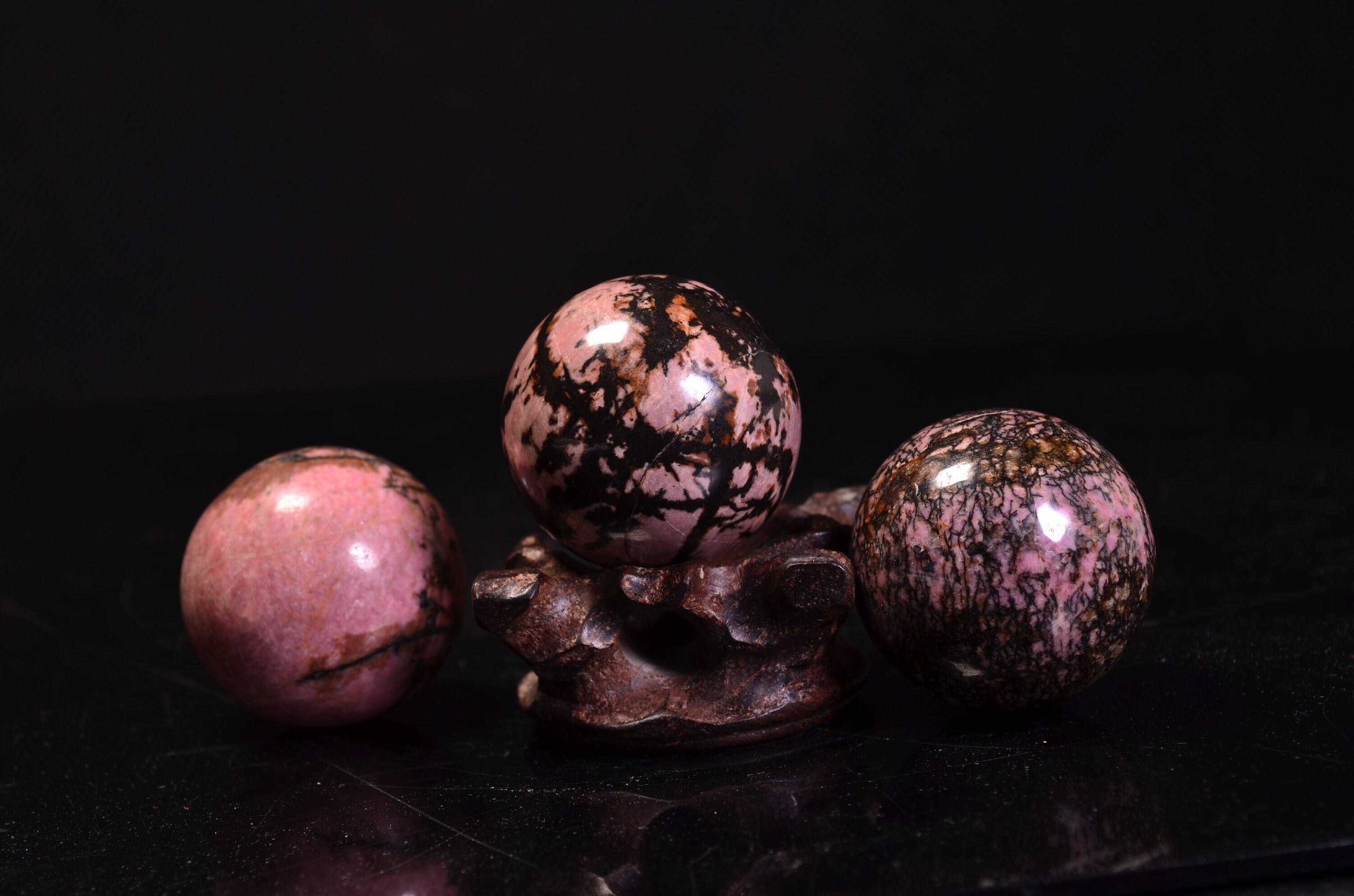 High Quality Rhodonite Crystal Quartz Ball/rhodonite Crystal - Etsy