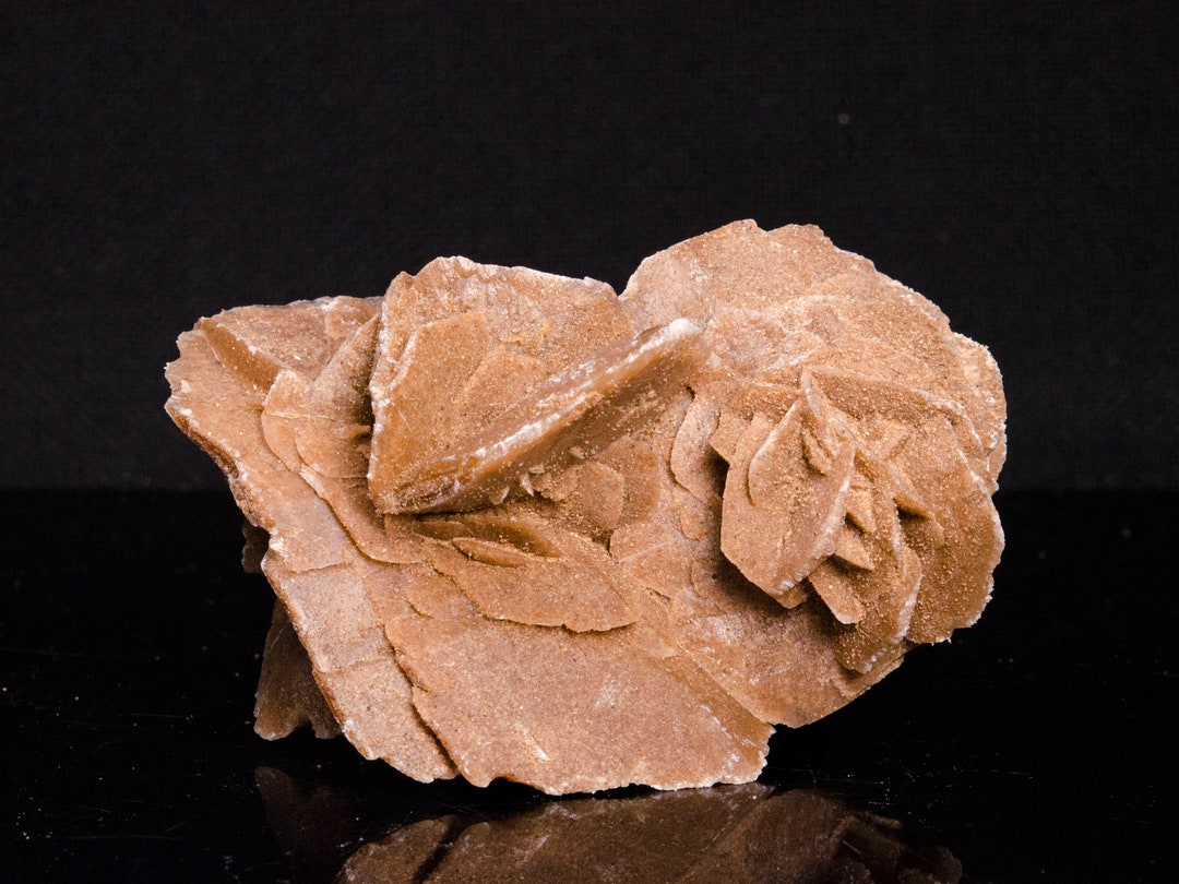 Sahara Desert Minerals and Crystals,desert Rose,sand Rose,selenite ...