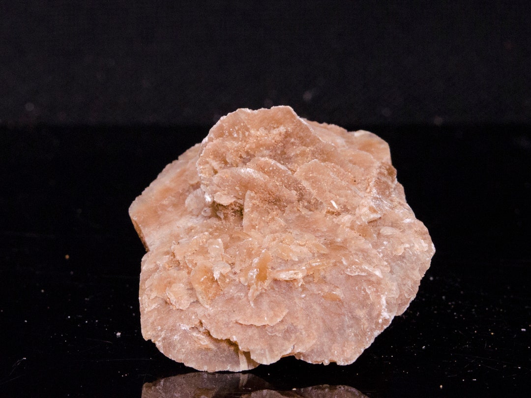 Sahara Desert Minerals and Crystals,desert Rose,sand Rose,selenite ...