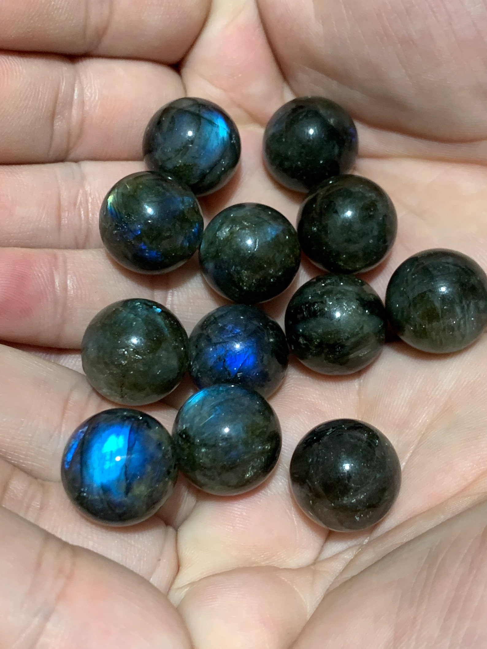 Good Light Labradorite Sphere/brilliant Golden - Etsy