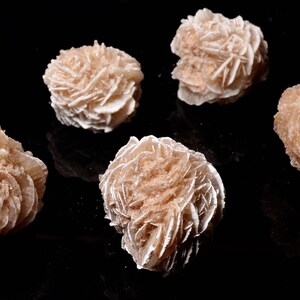 One Small Piece of Desert Rose Selenite Gypsum Crystal Cluster /inner ...