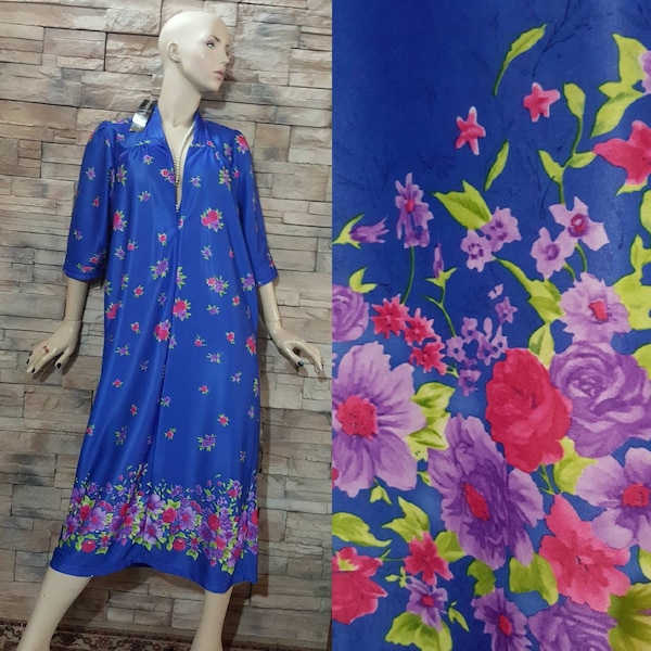 Vanity Fair Robes - Etsy