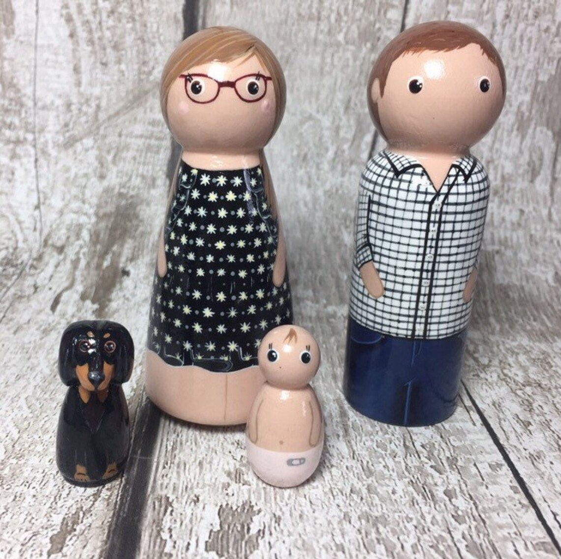 Personalised peg dolls. Family gifts. Wooden hand painted | Etsy