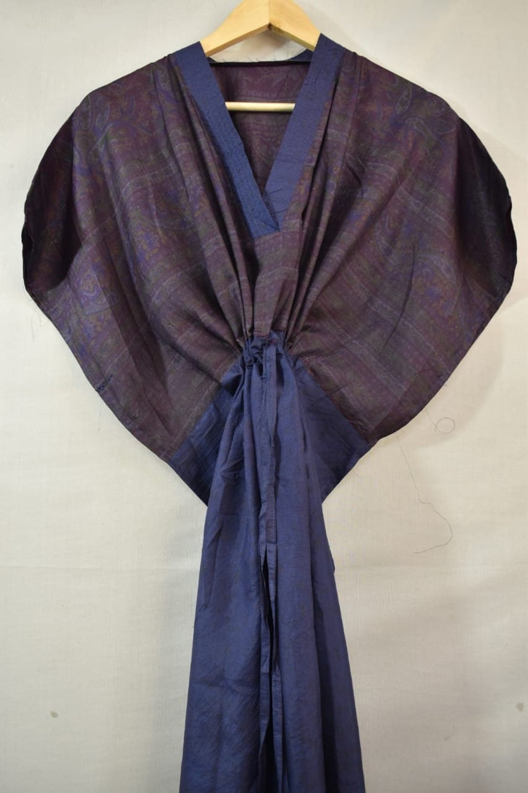 Floral Fantasy: Women's Bohemian Caftan Maxi Dress for Resort Glam ...