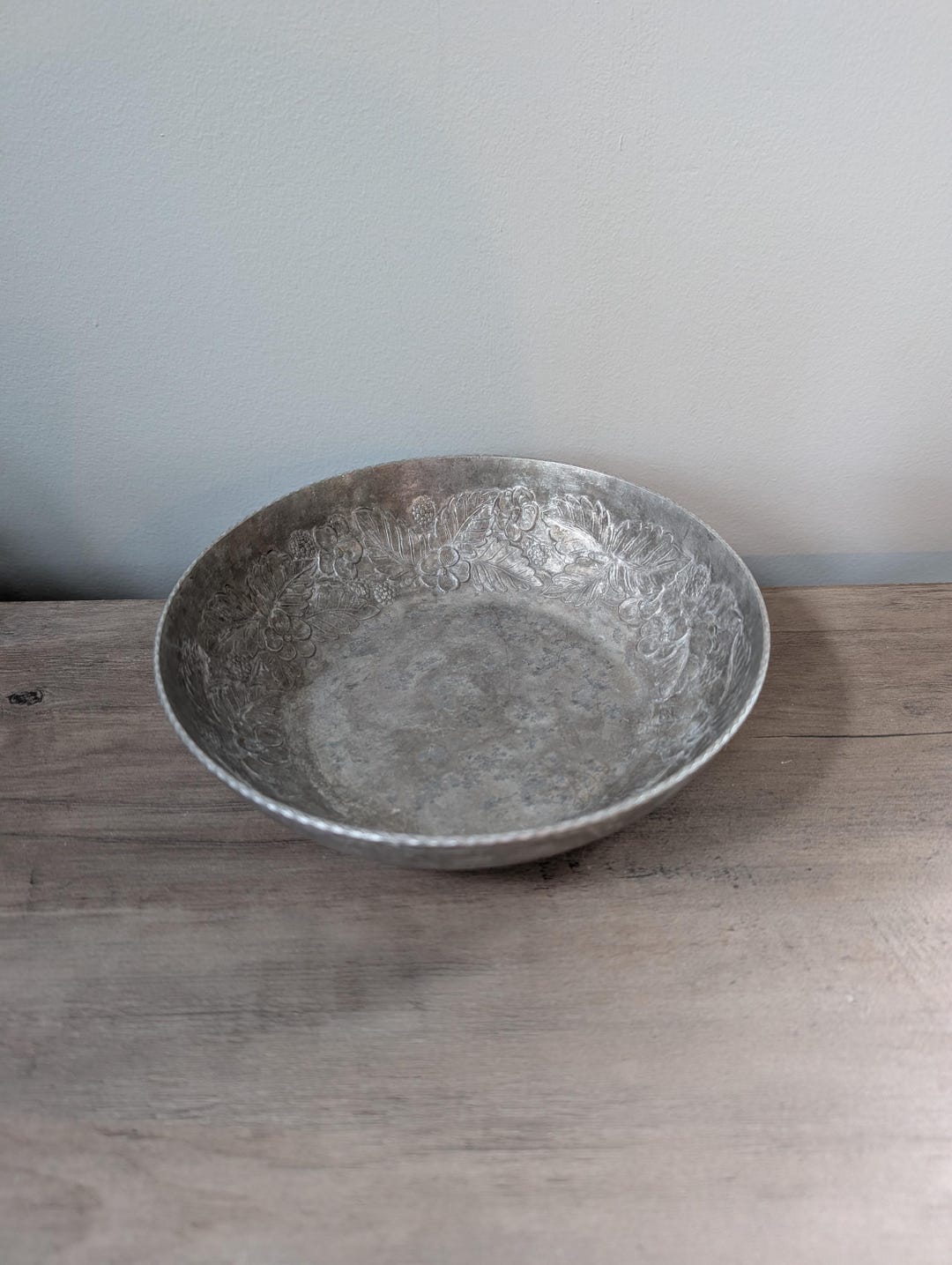 Large Patterned Vintage Bowl / Everlast Forged Aluminum Floral Pattern ...