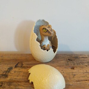 100% Complete Vintage Original Jurassic Park Toy Velociraptor Baby in ...